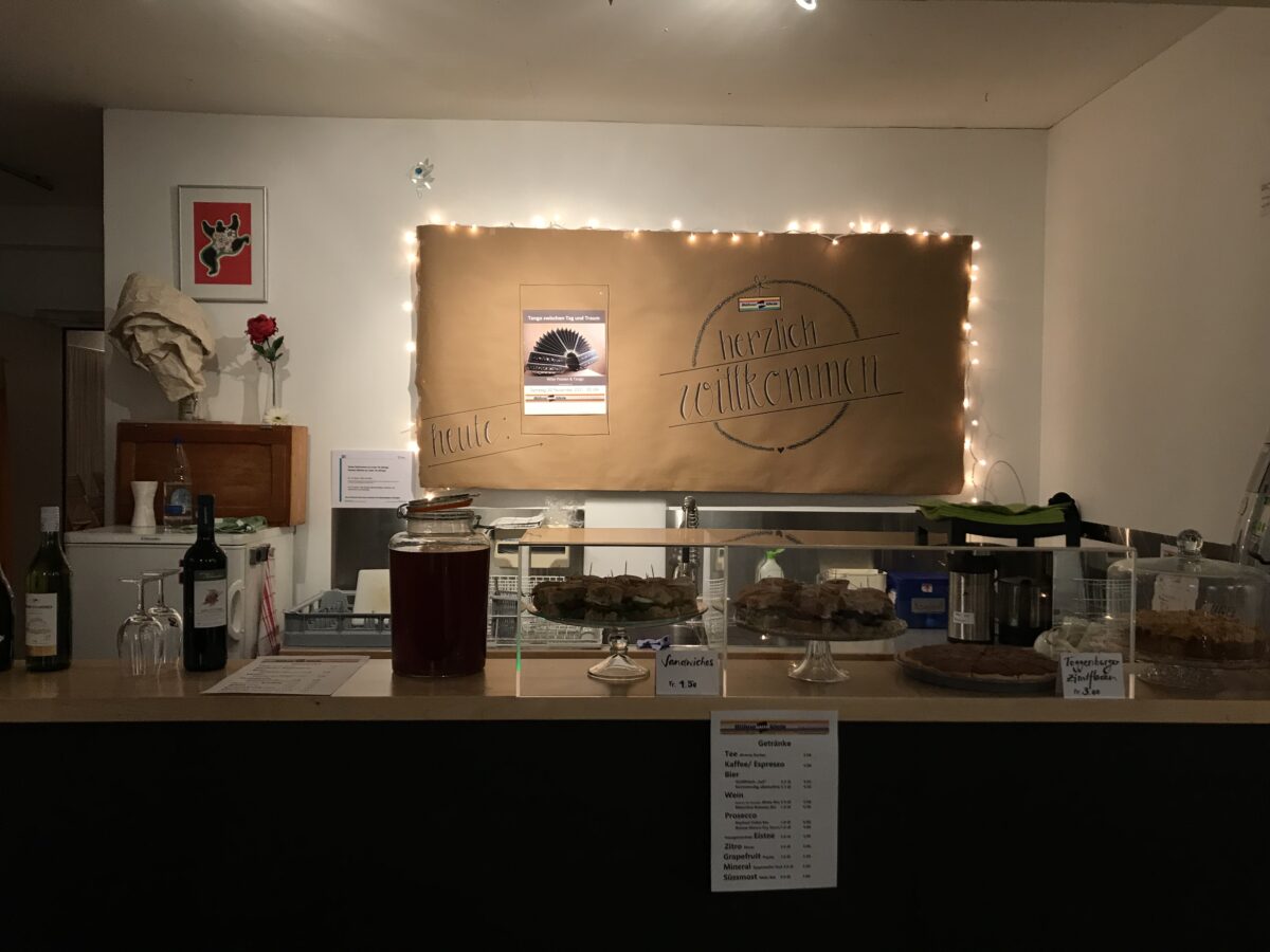 Bar / Theatersaal – Bühne am Gleis